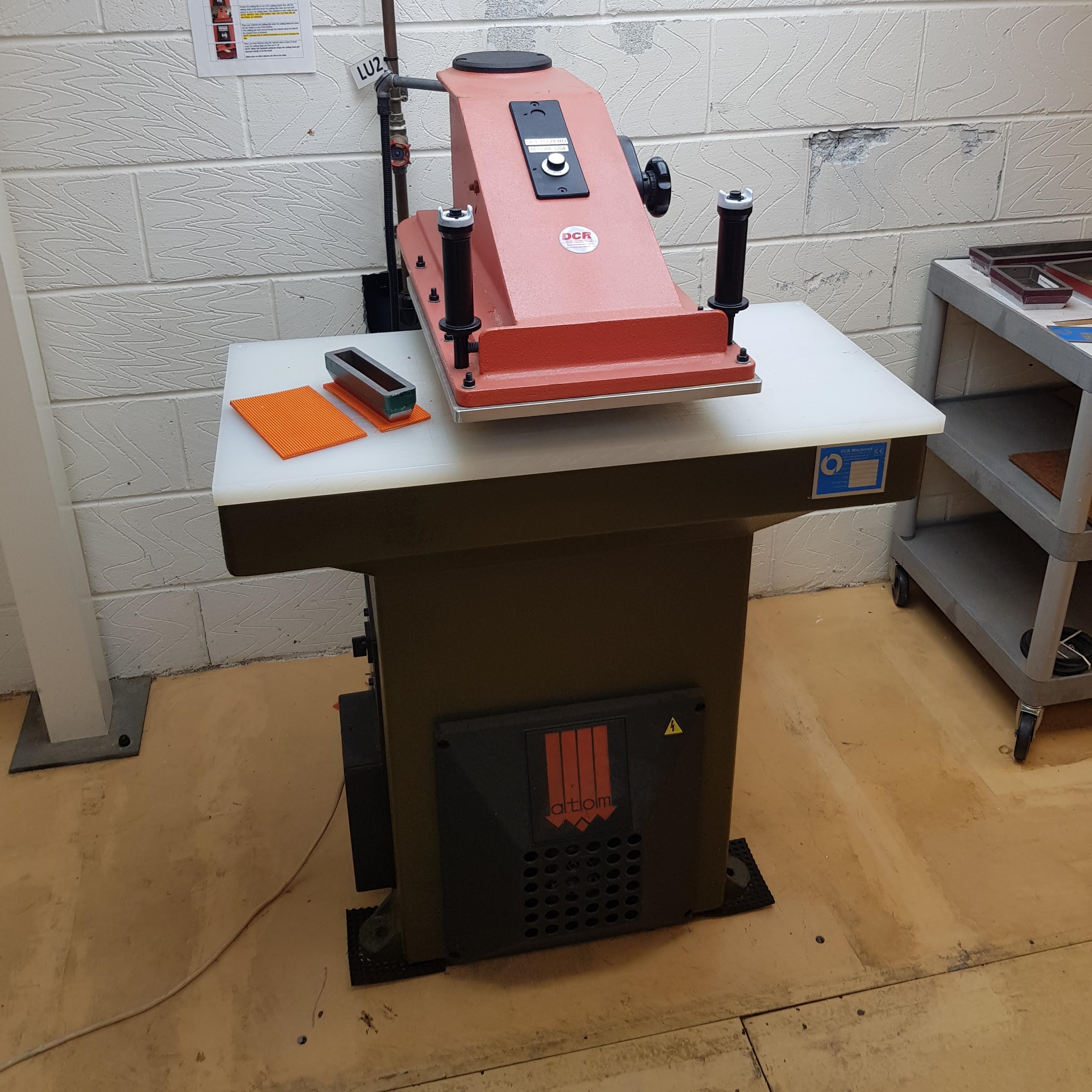 Atom Clicker Press Repair - leoovasg